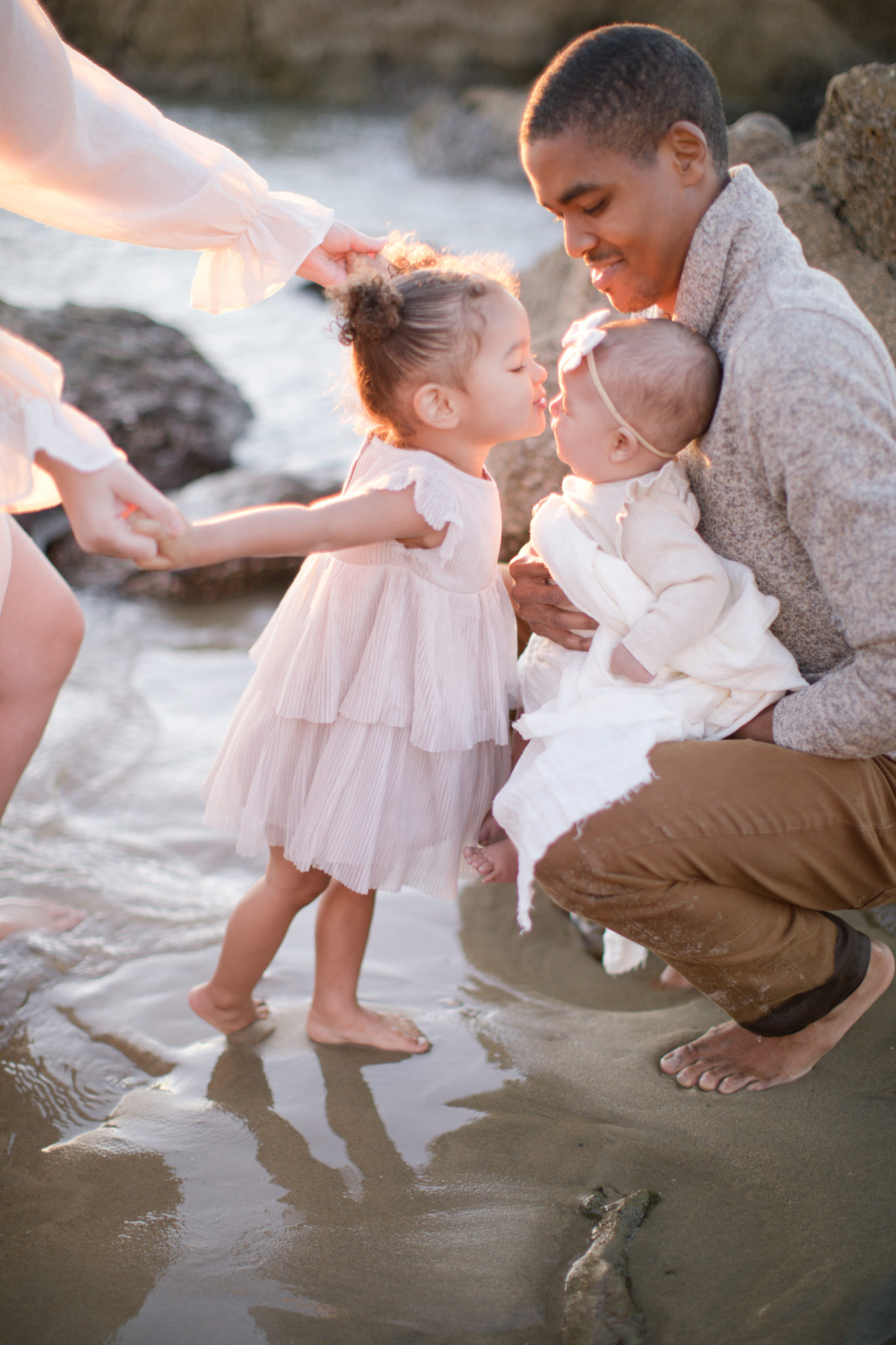 Sunset Beach Family Session Sneak Peek | Spann Family ...